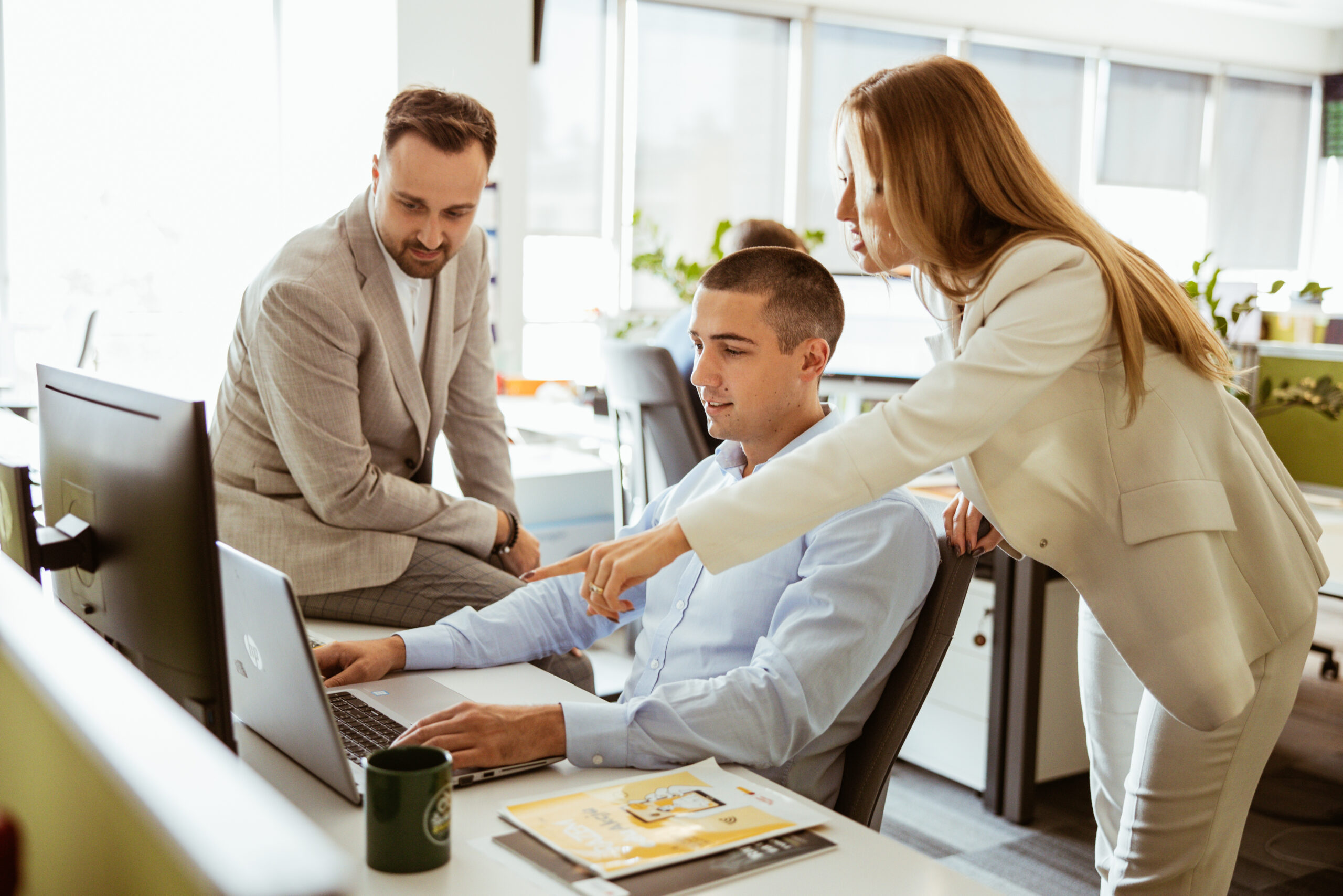 Jak zostać managerem? Poznaj możliwości, które Ci w tym pomogą - Praca ...